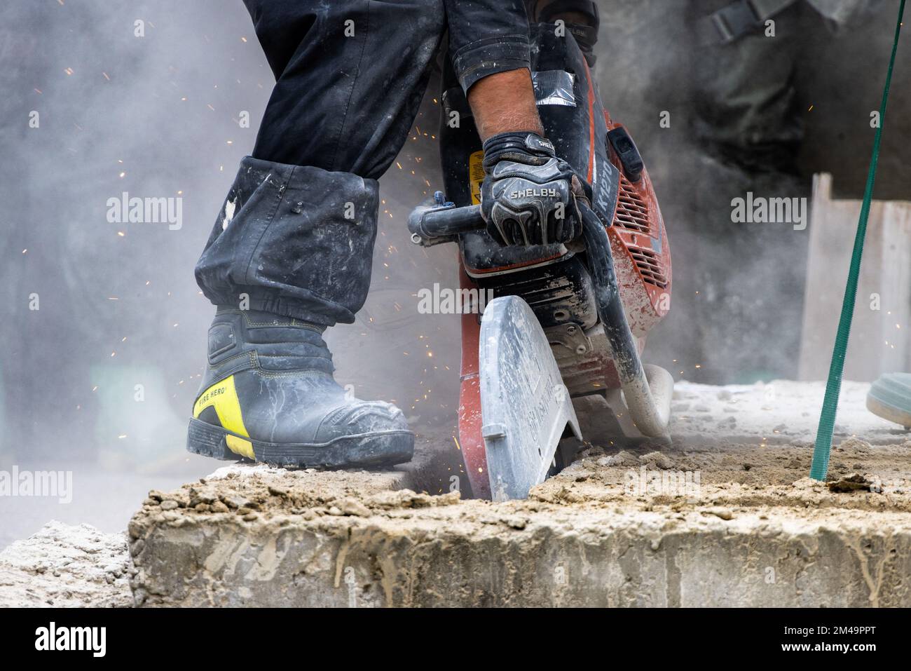 A U.S. Marine assigned to the Chemical Biological Incident Response ...