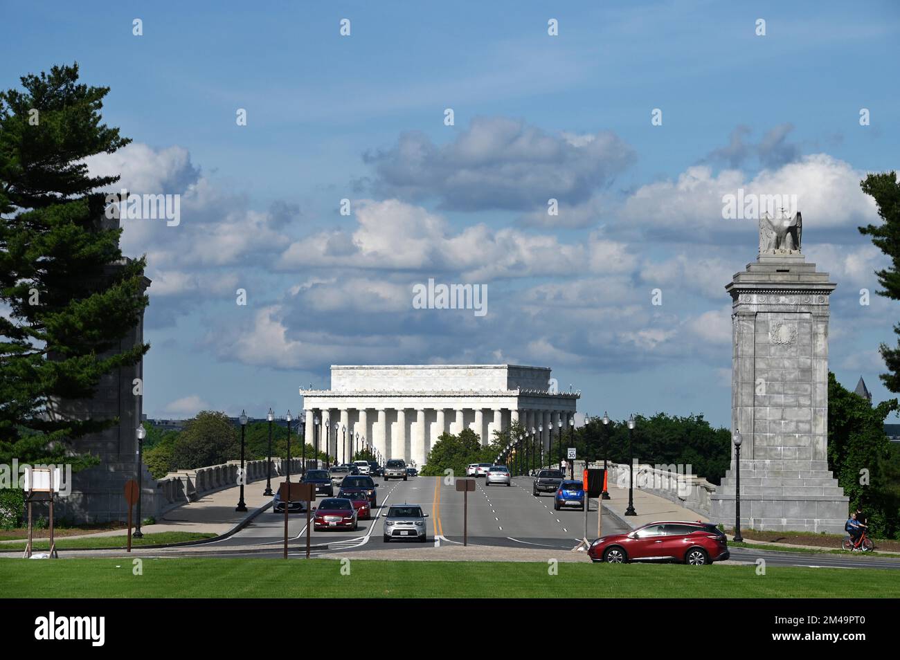 Arlington Memorial Bridge and Lincoln Memorial, Washington DC, United ...