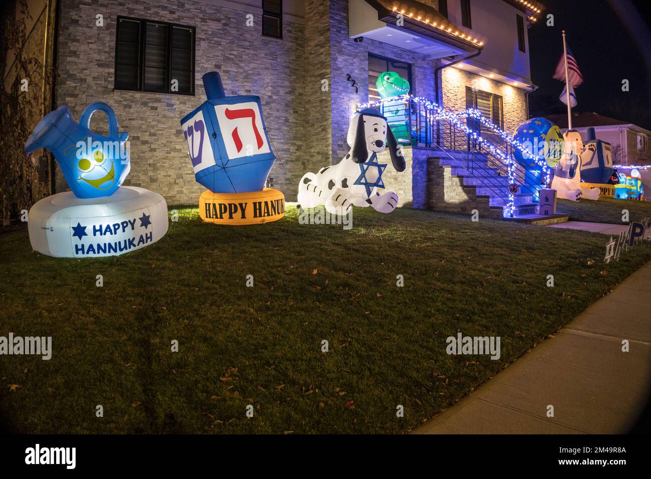Decorations outside a Jewish home in Staten Island, New York ...