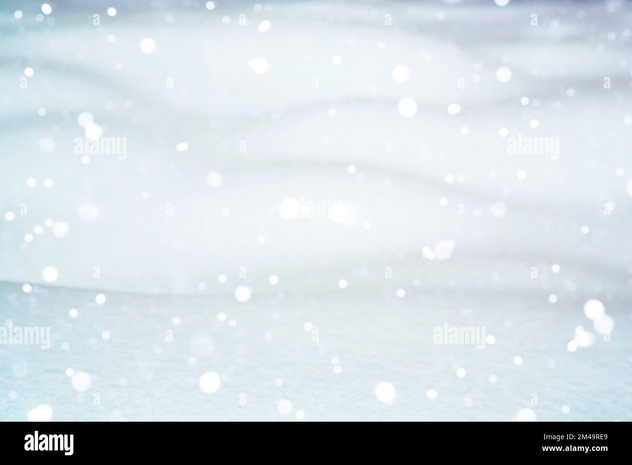 Snowing background landscape hi-res stock photography and images - Alamy
