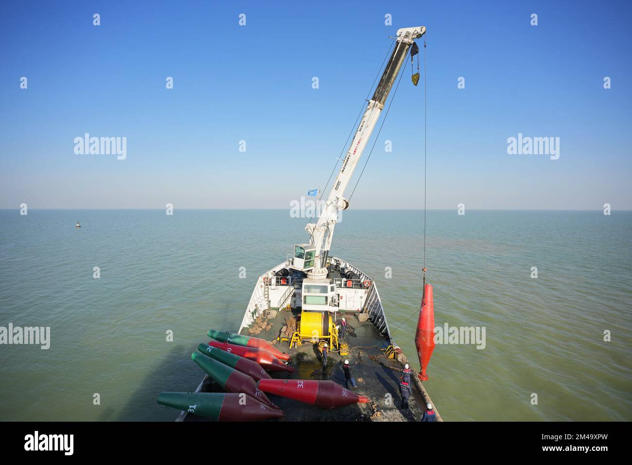 WEIFANG, CHINA - DECEMBER 19, 2022 - The "Haixun 153" sailing vessel ...