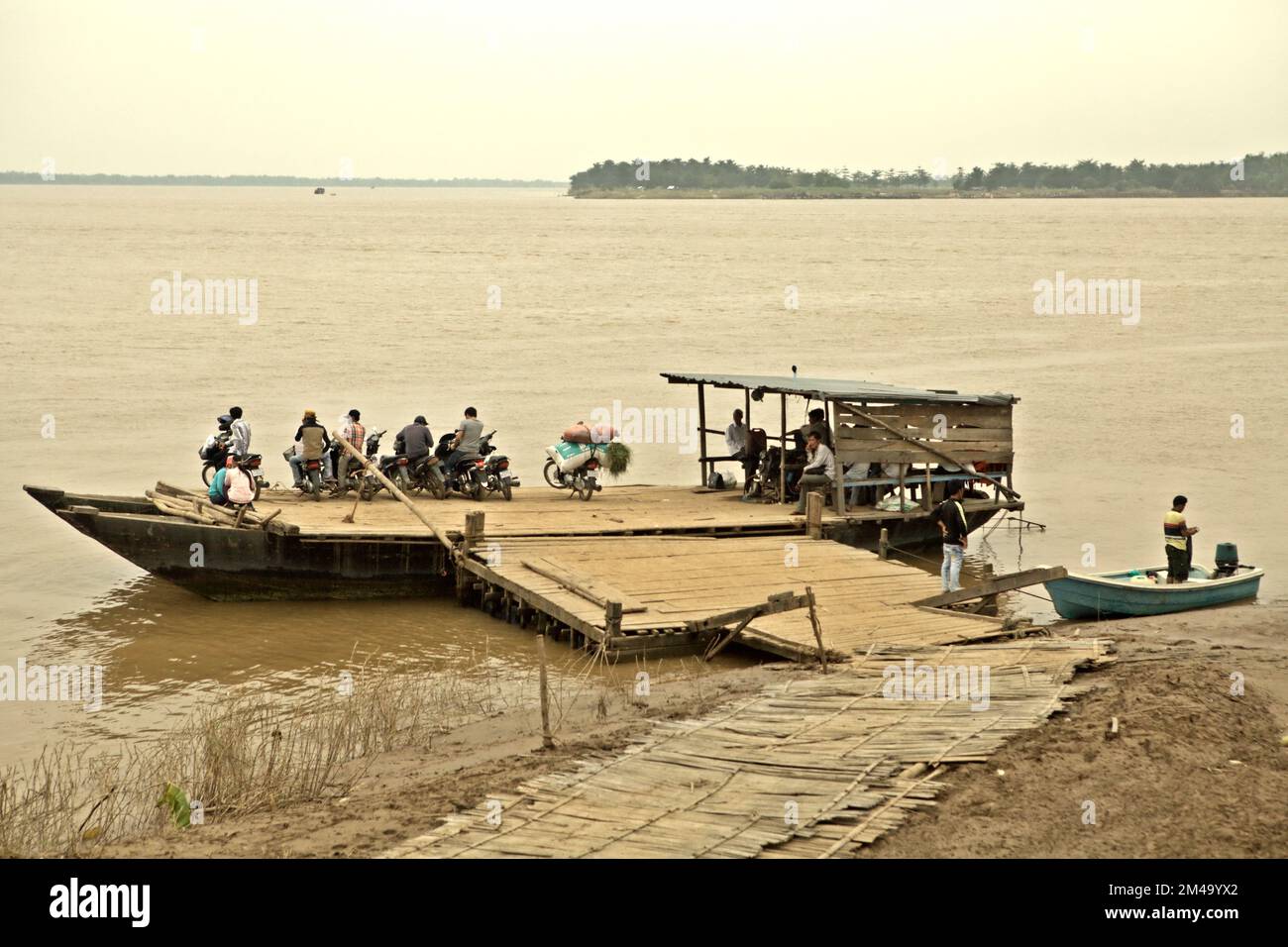 Koh pen cambodia hi-res stock photography and images - Alamy