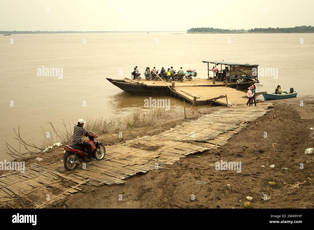 Koh pen cambodia hi-res stock photography and images - Alamy