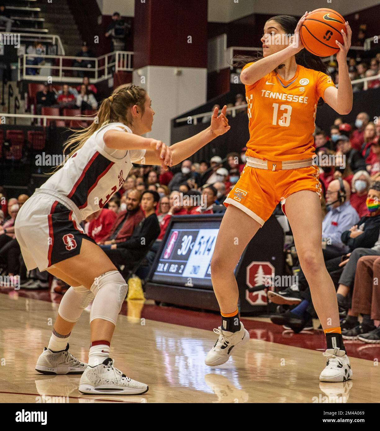 Palo Alto CA, USA. 18th Dec, 2022. A. Tennessee forward Justine Pissott ...