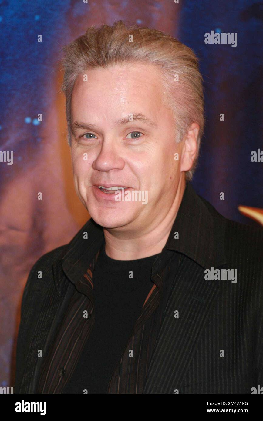 Tim Robbins attends a screening of "Enchanted" at The Ziegfeld Theatre ...