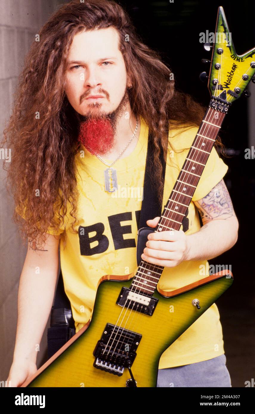 Dimebag Darrelll 1998 San Jose, California Credit: Ross Pelton ...