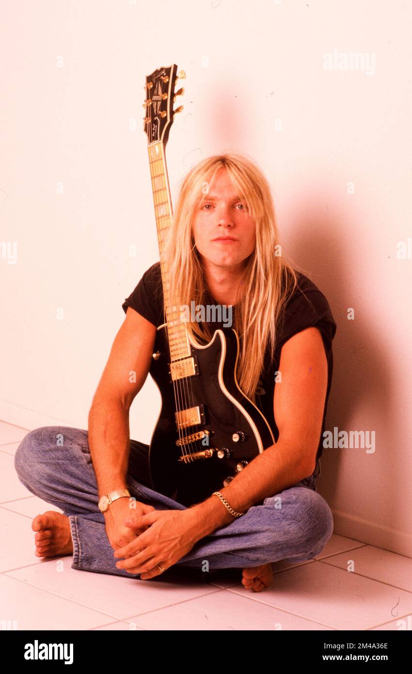 Zakk Wylde 1998 Los Angeles, California Credit: Ross Pelton/MediaPunch Stock Photo - Alamy