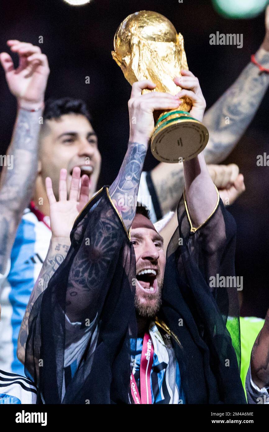 Lionel messi world cup trophy hi-res stock photography and images - Alamy