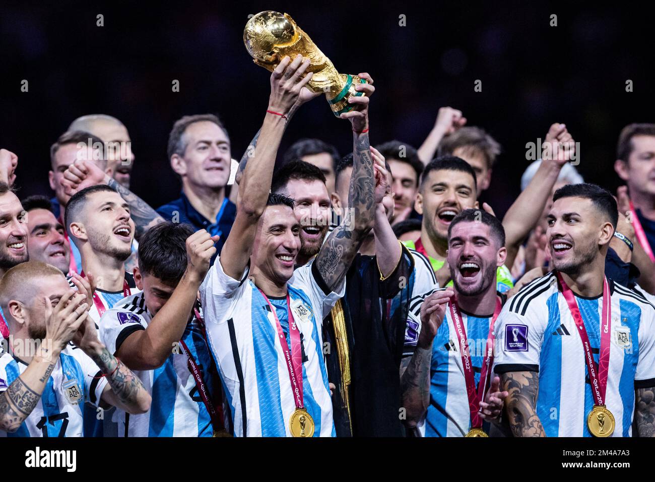 World cup trophy di maria hi-res stock photography and images - Alamy