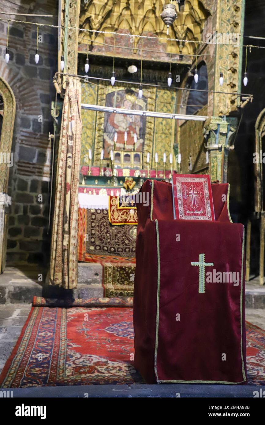 Virgin mary syriac orthodox church hi-res stock photography and images ...