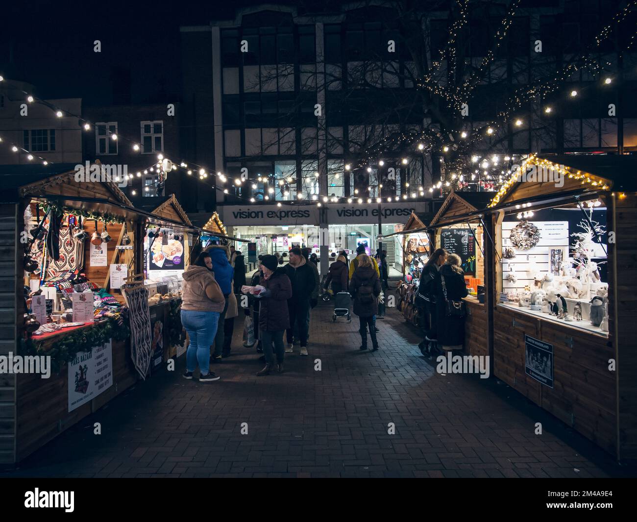 Christmas market in Chester Stock Photo - Alamy