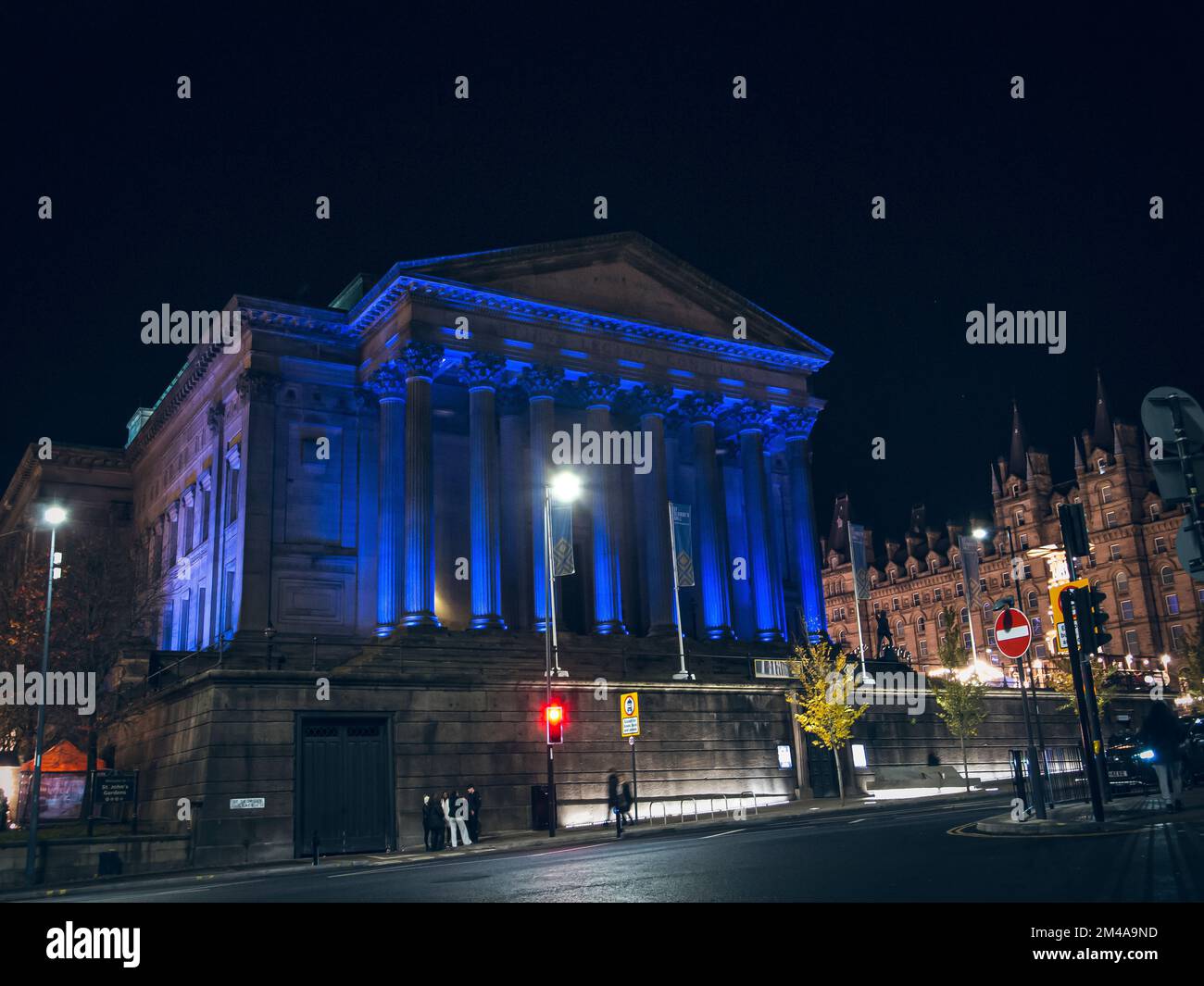 St George's Hall at night in Liverpool Stock Photo - Alamy