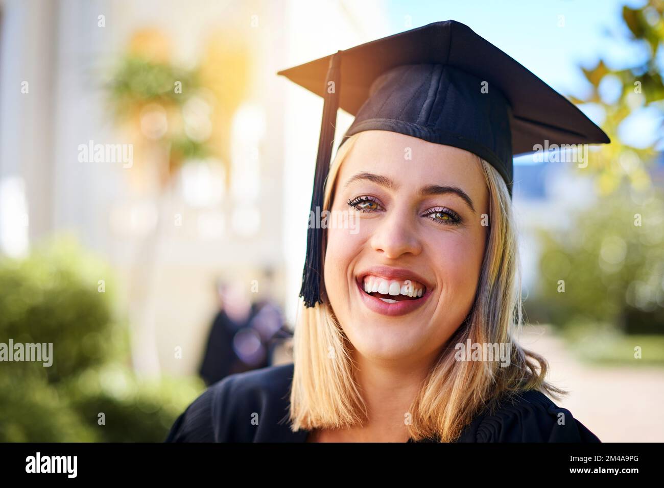 Confident young woman graduation hi-res stock photography and images ...