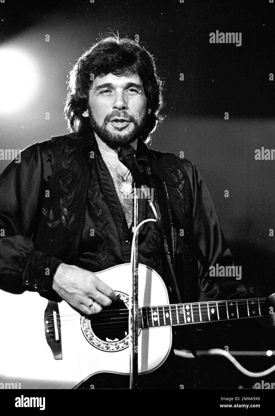 Eddie Rabbit performing on the TV Show "Solid Gold" at KTLA Studios in ...