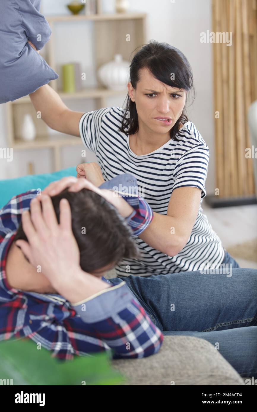 Divorce couple funny hi-res stock photography and images - Alamy