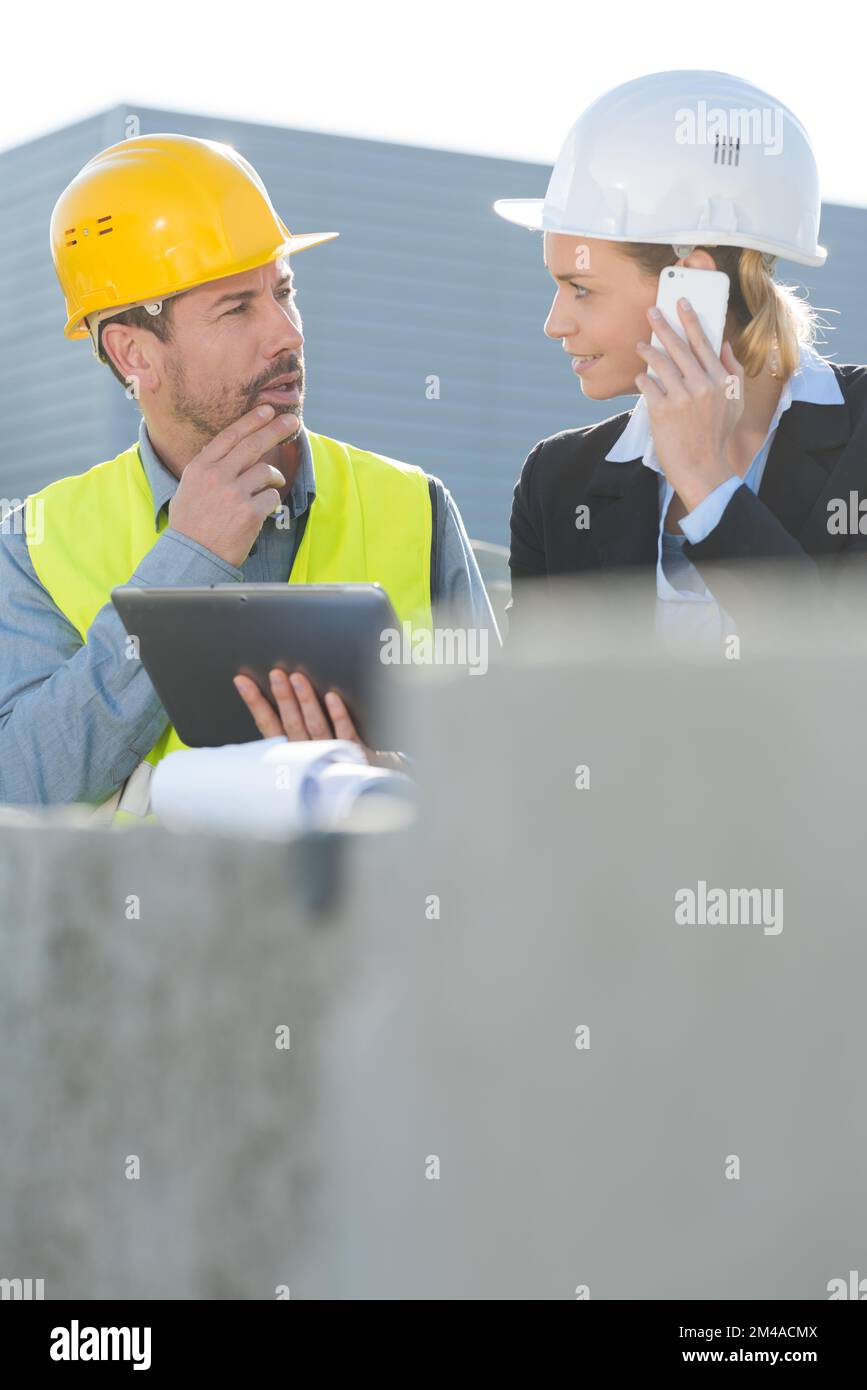 Building engineers using smart hi-res stock photography and images - Alamy