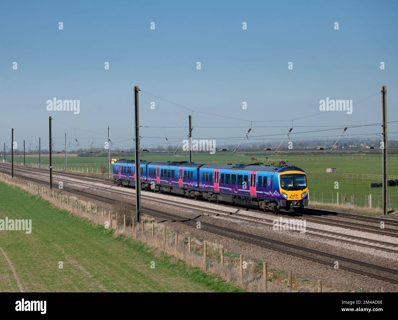 First Transpennine Express class 185 diesel train 185134 on the 4 track ...
