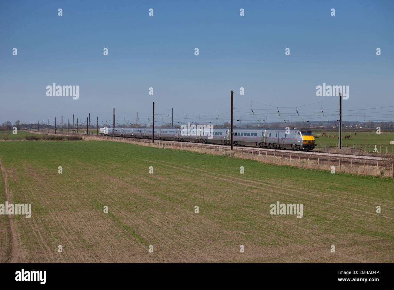 East Coast Intercity 225 running along the four track section of the ...