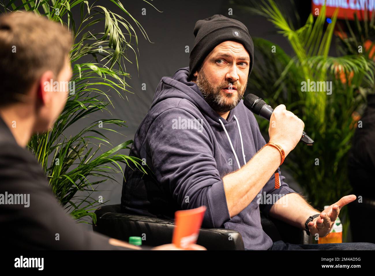 Hanover, Germany. 16th Dec, 2022. Christian Lenz (r), Chief Gaming ...