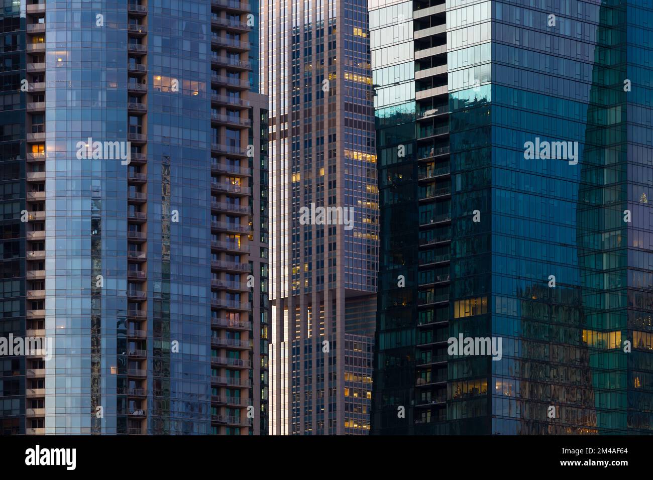 Facades of Chicago's downtown high-rise architecture Stock Photo - Alamy