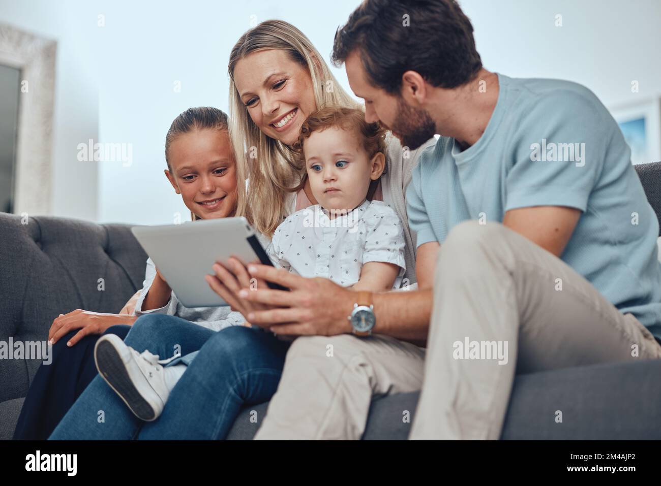 Parents watch children in room hi-res stock photography and images - Alamy