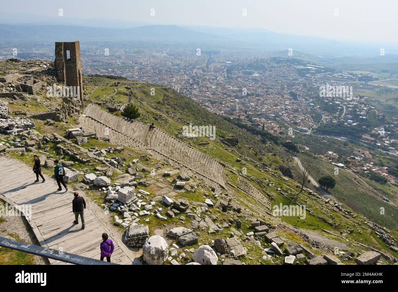 Pergamon turkey amphitheatre hi-res stock photography and images - Alamy