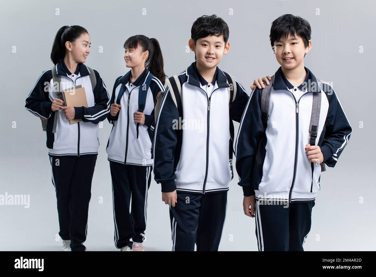 Cheerful chinese students hi-res stock photography and images - Alamy