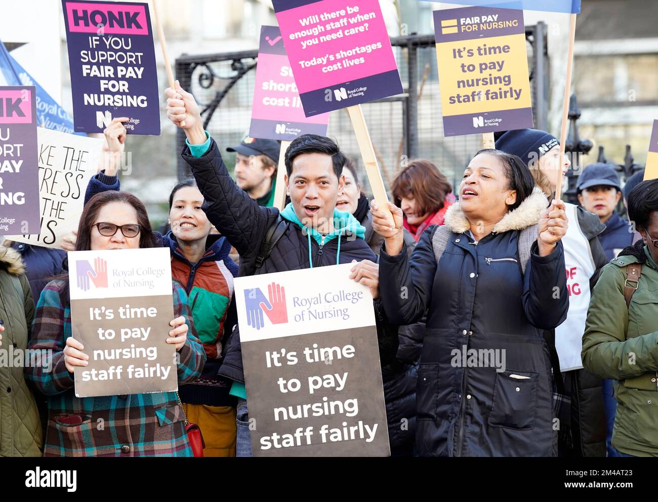 Members of the Royal College of Nursing (RCN) on the picket line ...