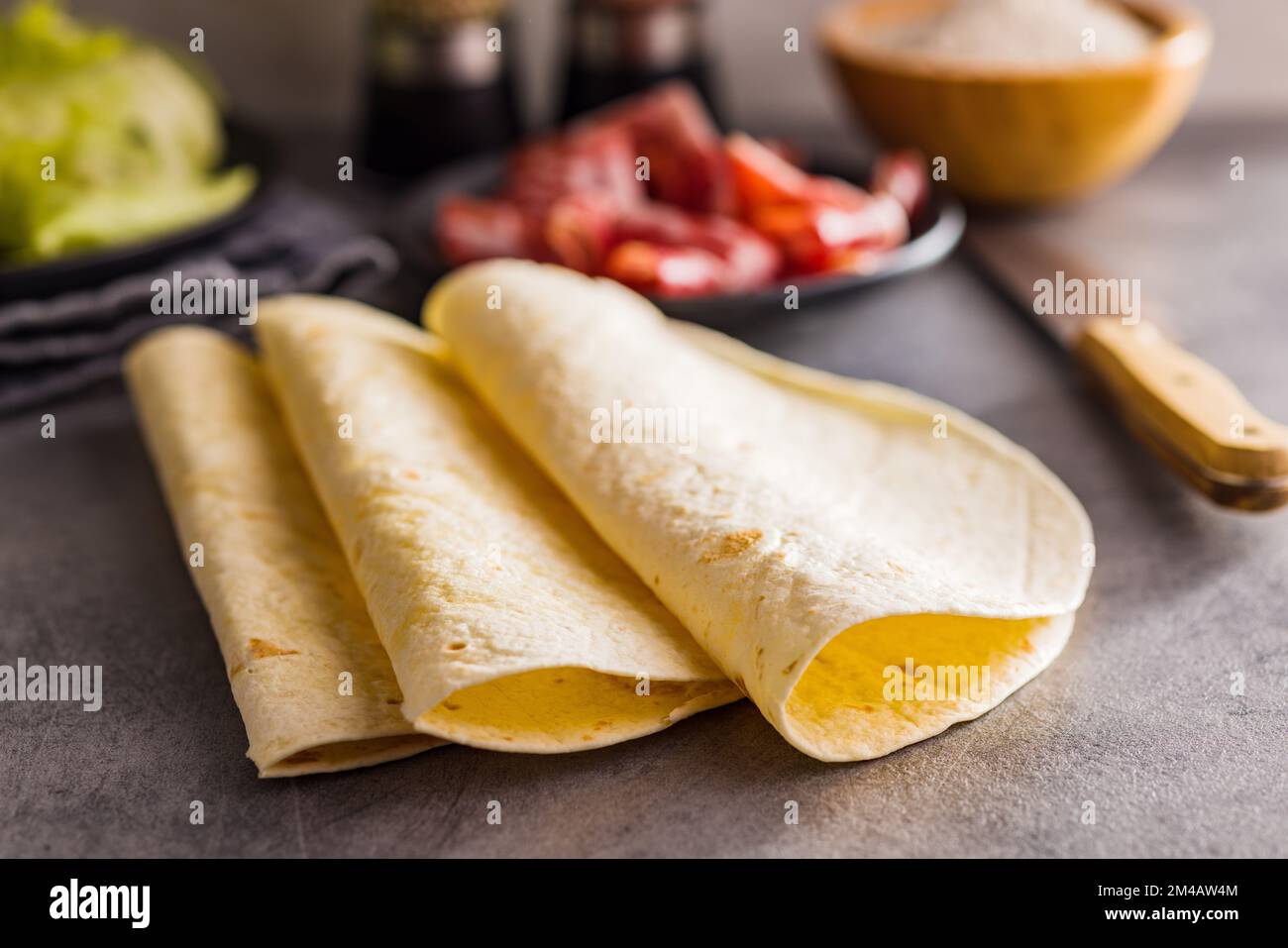Mexican Corn Tortillas on the kitchen table Stock Photo - Alamy