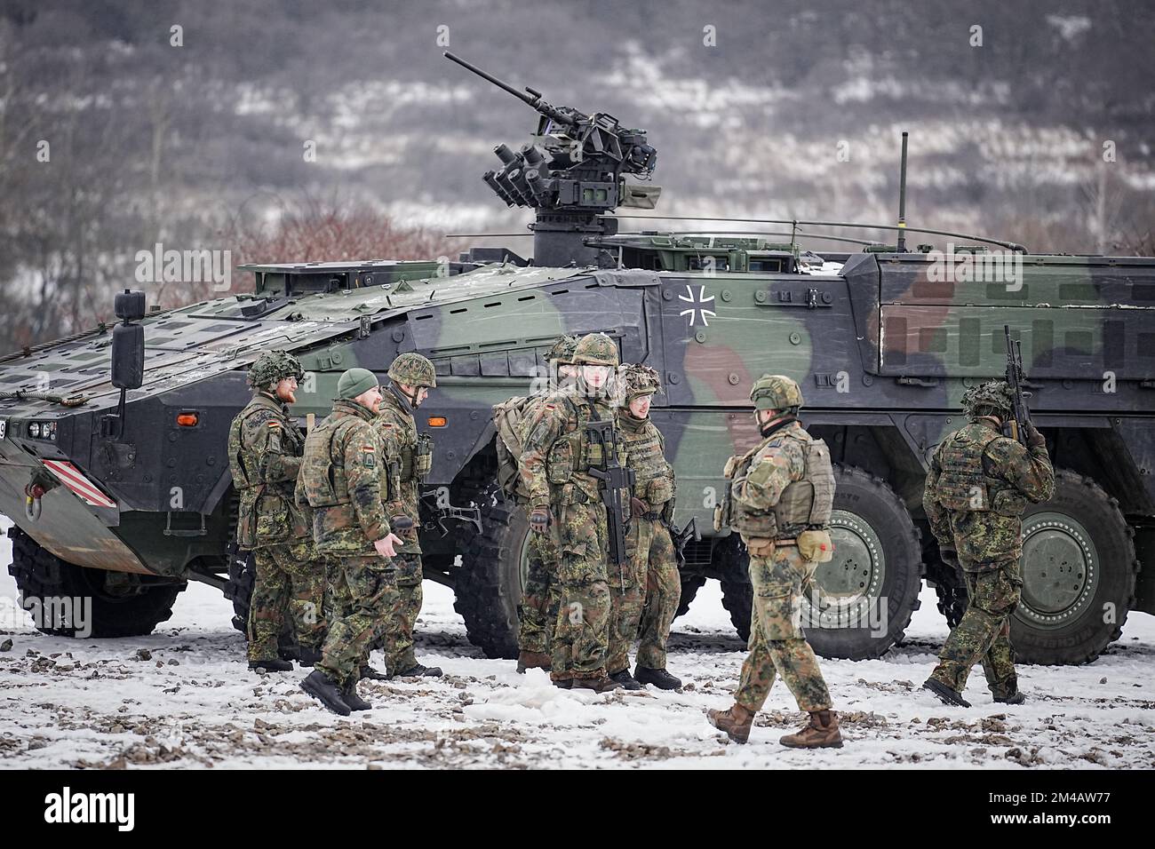 Lest, Slovakia. 20th Dec, 2022. German soldiers stationed in Slovakia ...