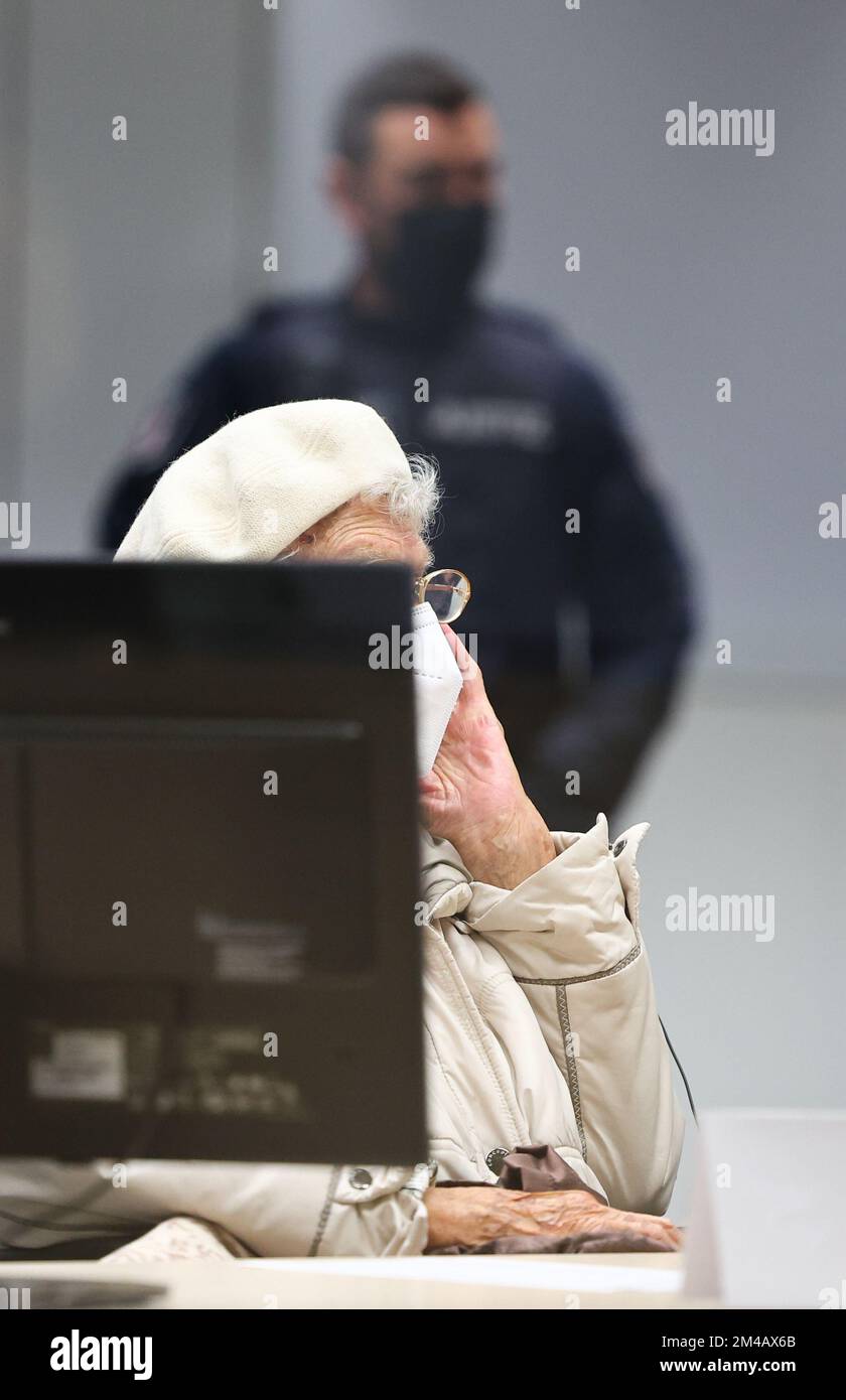 Itzehoe, Germany. 20th Dec, 2022. The defendant Irmgard F. sits in the ...