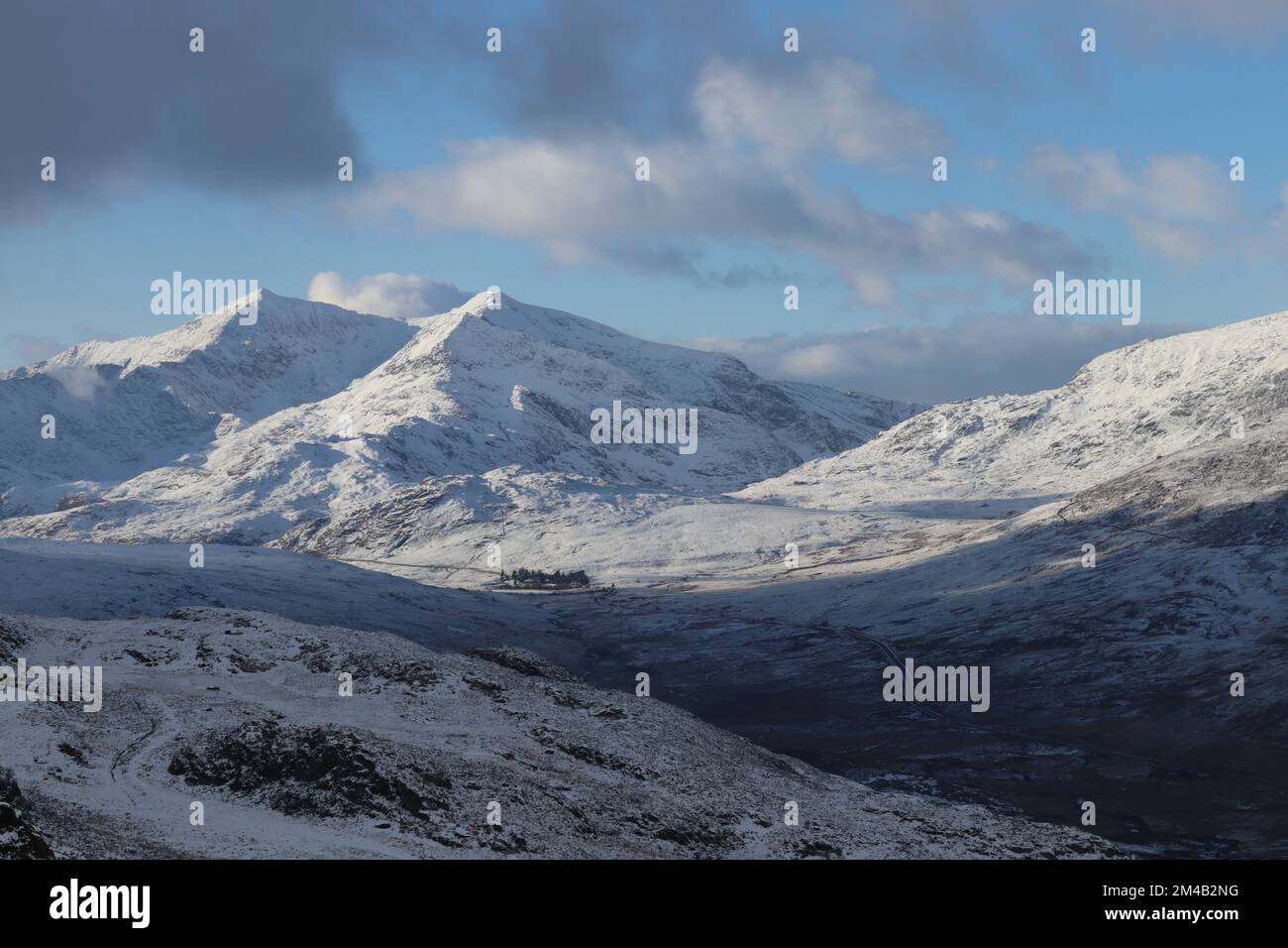 snowdonia snowdon winter wales Stock Photo - Alamy