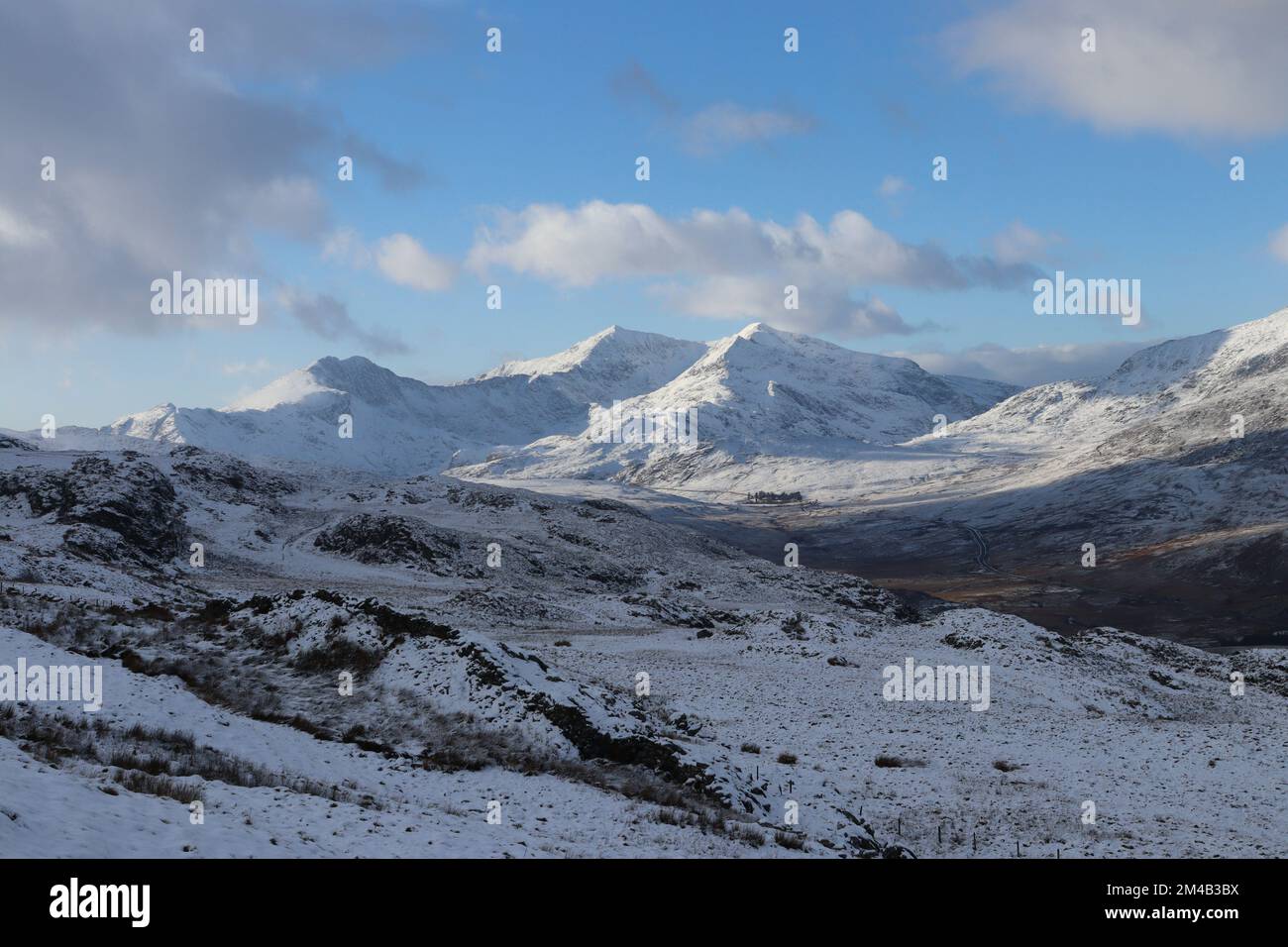 snowdonia snowdon winter wales Stock Photo - Alamy