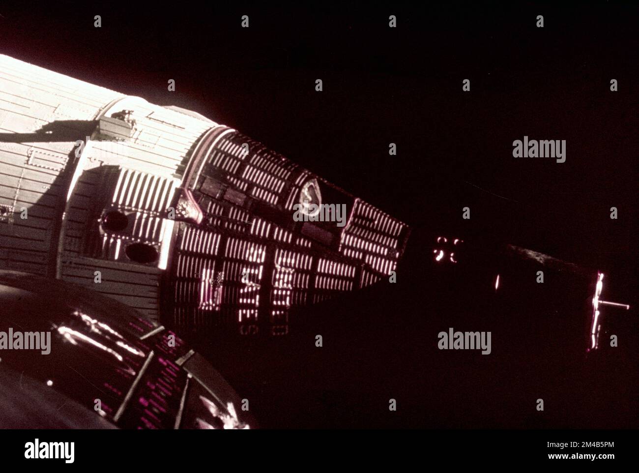 Project Gemini 6 and 7: The moment of the meeting between Gemini 7 and ...