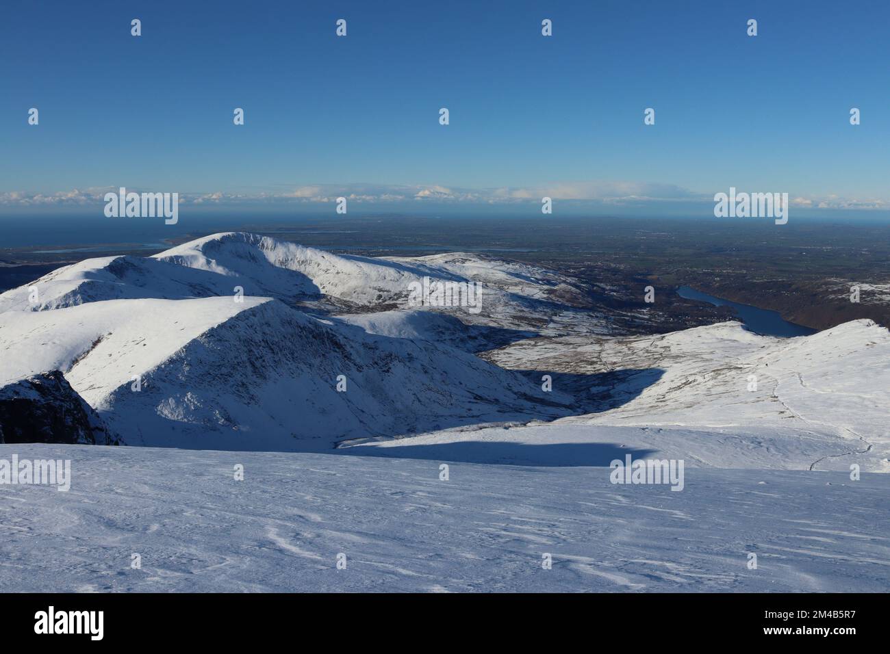 snowdonia snowdon winter wales Stock Photo - Alamy