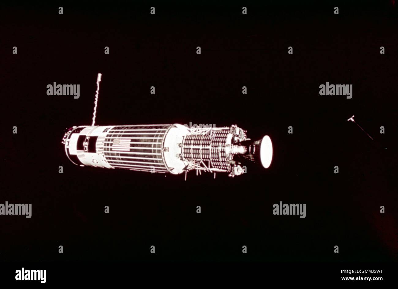 Project Gemini 12: Agena clearly seen in the black space, November 1966 ...