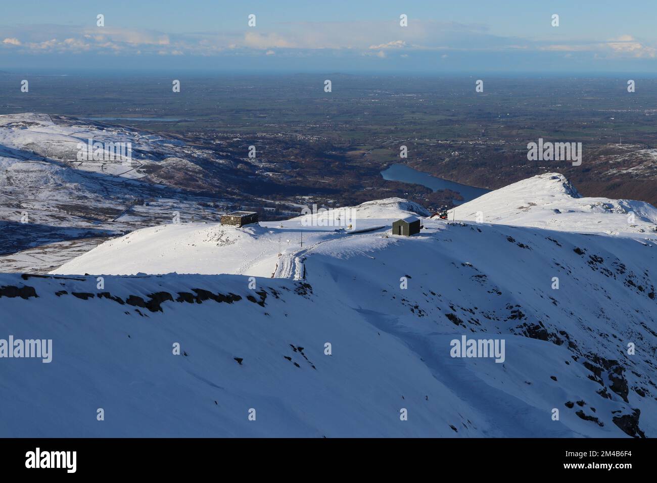 snowdonia snowdon winter wales Stock Photo - Alamy