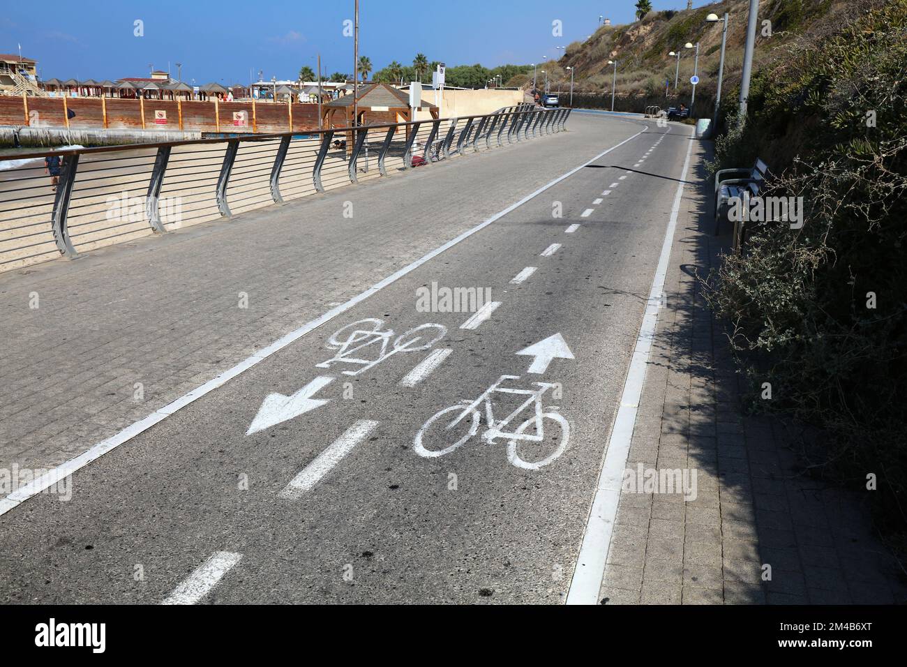 Bicycle path in Tel Aviv - cycling infrastructure of Israel Stock Photo ...