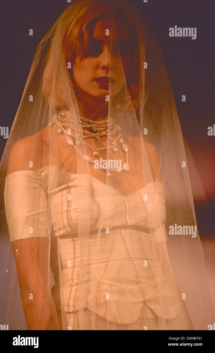 1990s fashion hi-res stock photography and images - Alamy