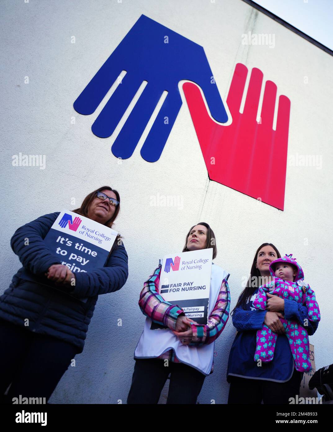 Members of the Royal College of Nursing (RCN) on the picket line ...