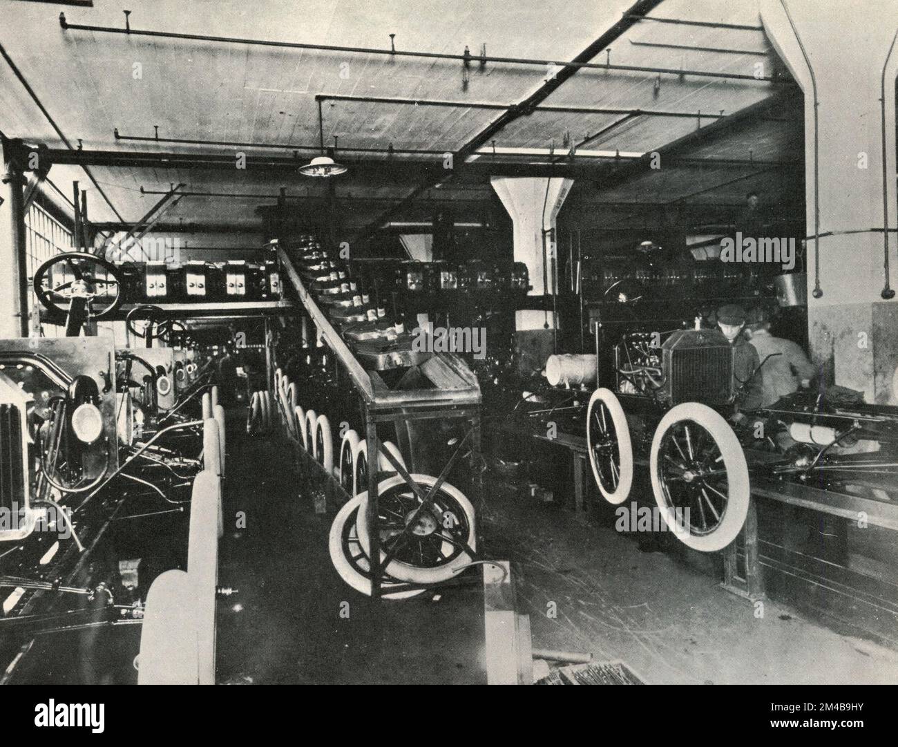 View of the assembly line at the Ford Motor Company headquarters ...
