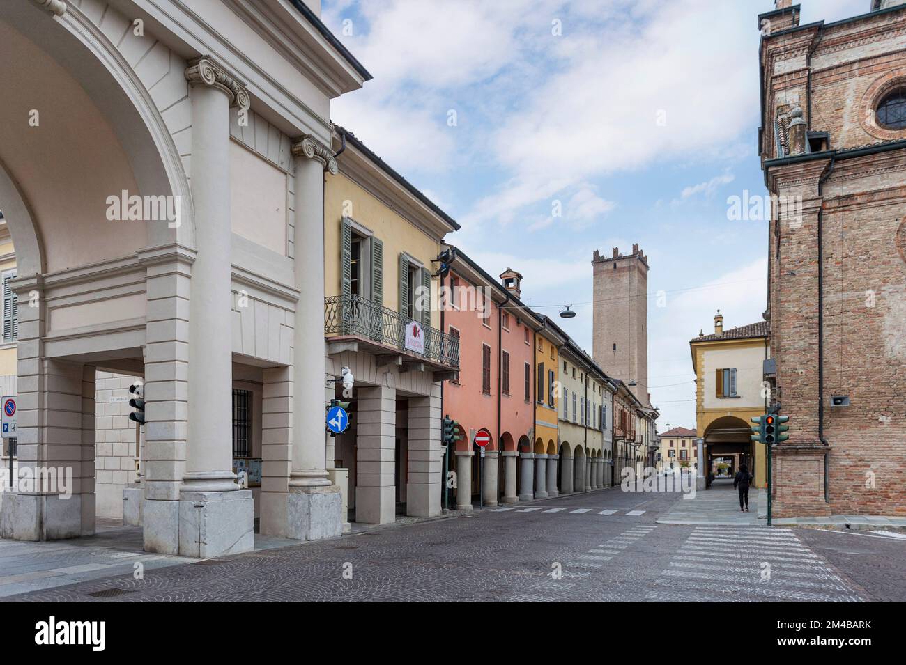 historical centre, roma street, castelleone, italy Stock Photo - Alamy