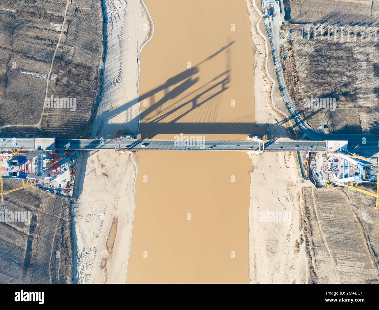 Aerial photos show the Yellow River Highway Bridge Expansion Project is ...