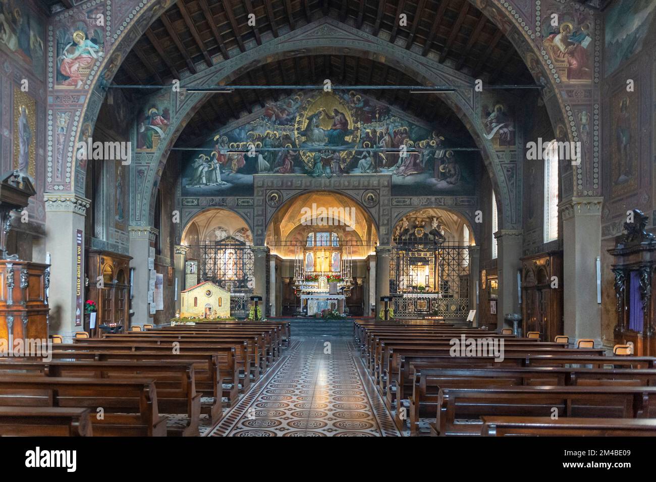 Crying madonna hi-res stock photography and images - Alamy