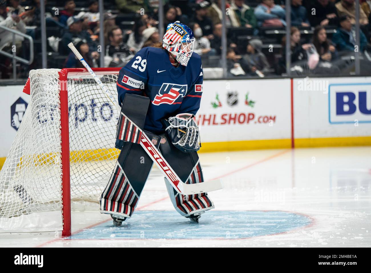 Team United States goalkeeper Nicole Hensley (29) during the 2022-23 ...