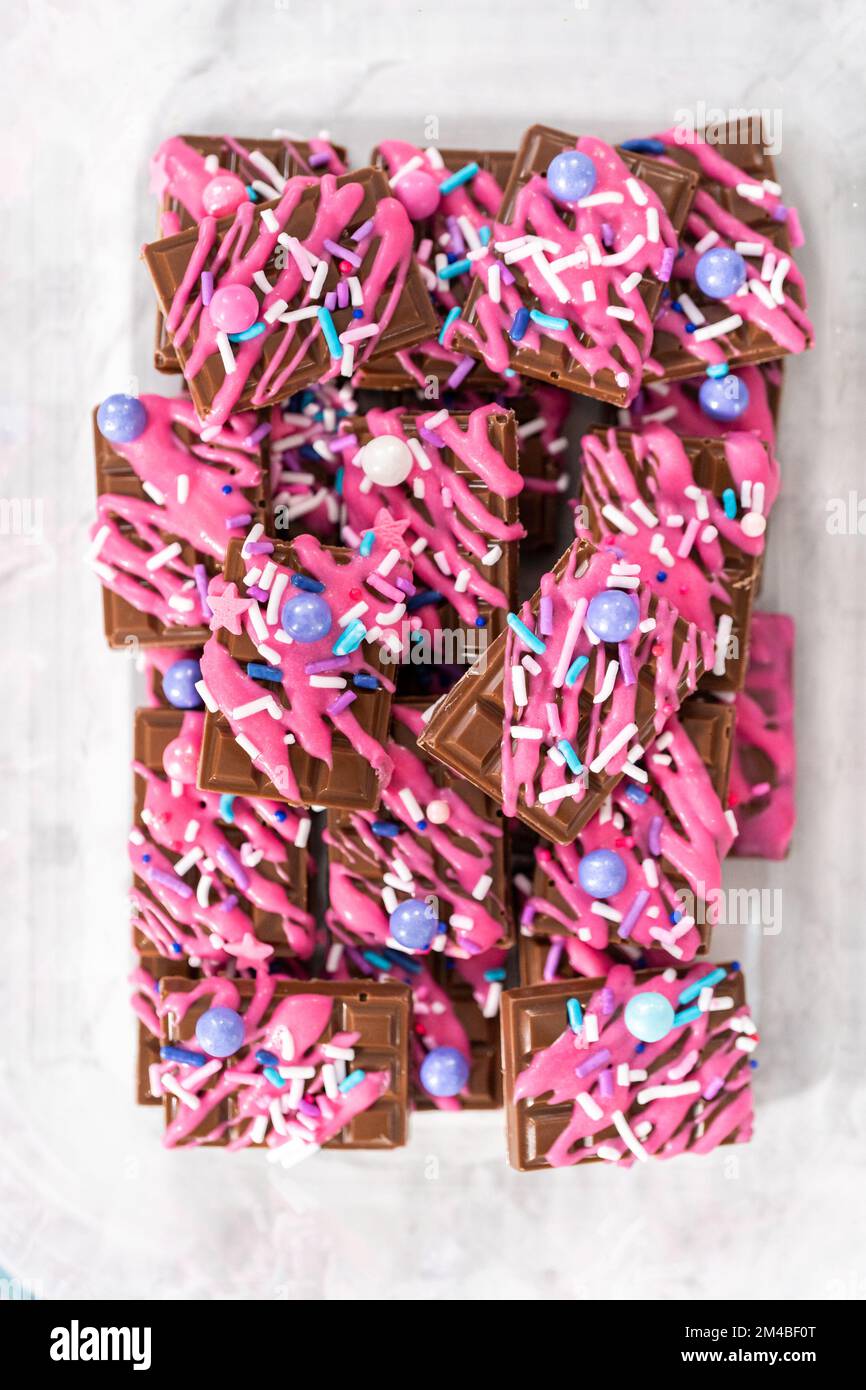 Chocolate strawberry cupcakes Stock Photo - Alamy