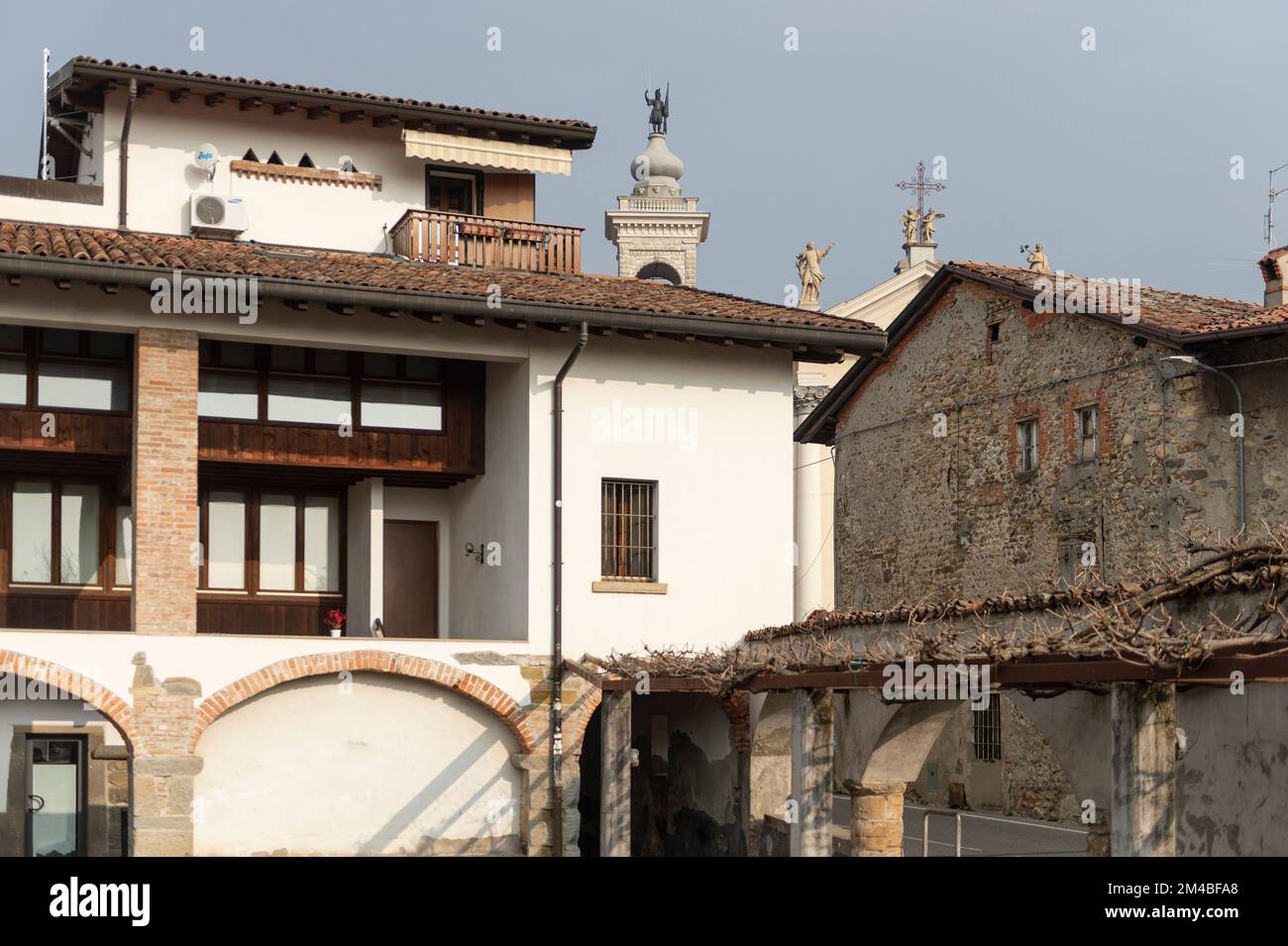 Paladina hi-res stock photography and images - Alamy