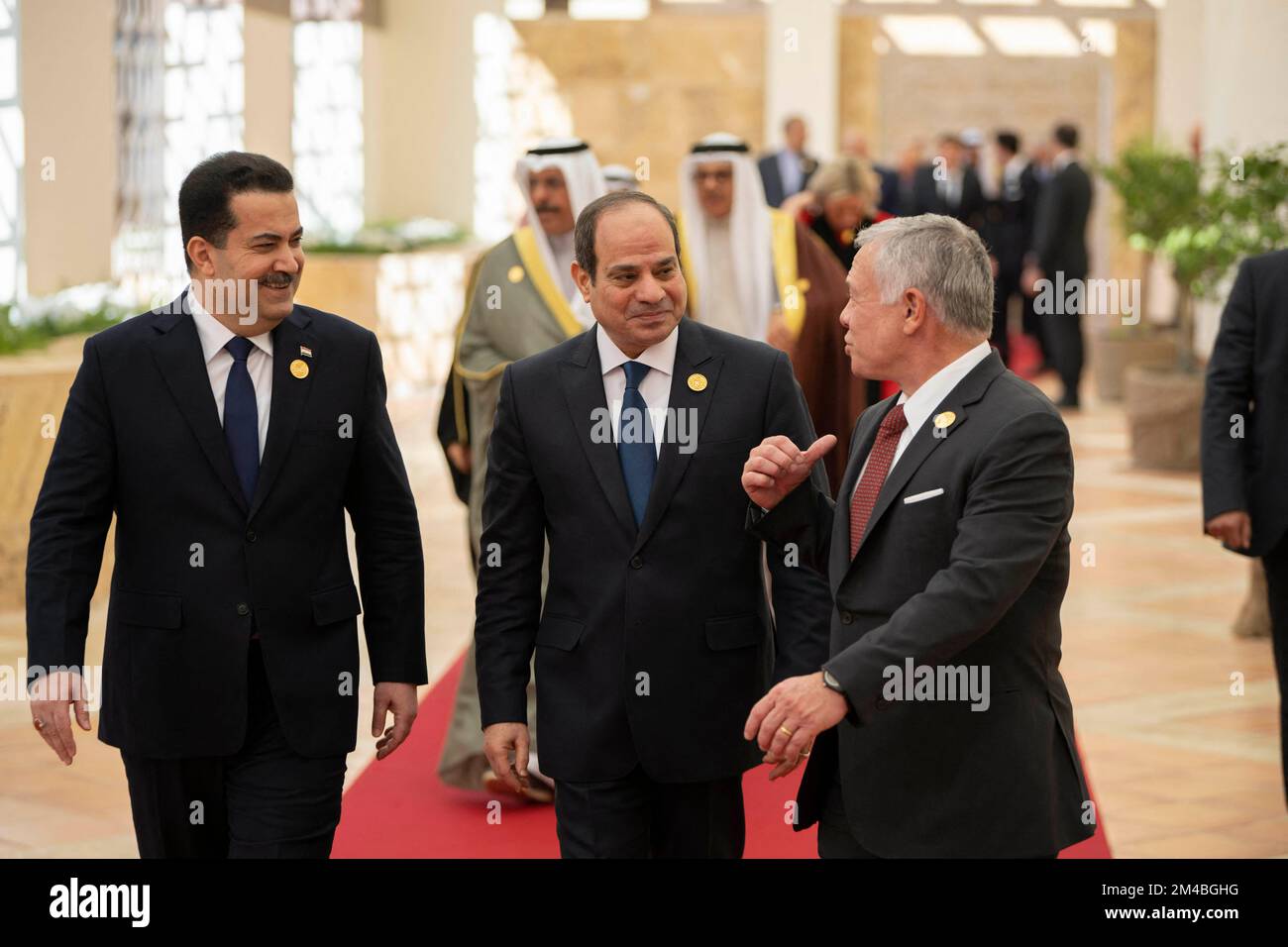 Jordan's King Abdullah II (R) escorts Egypt's President Abdel Fattah al ...
