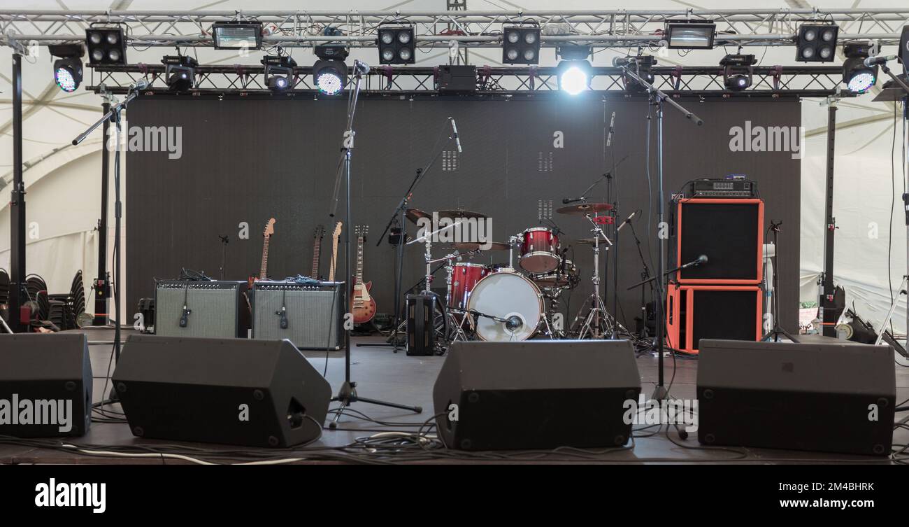musical instruments on stage, before the open concert Stock Photo - Alamy