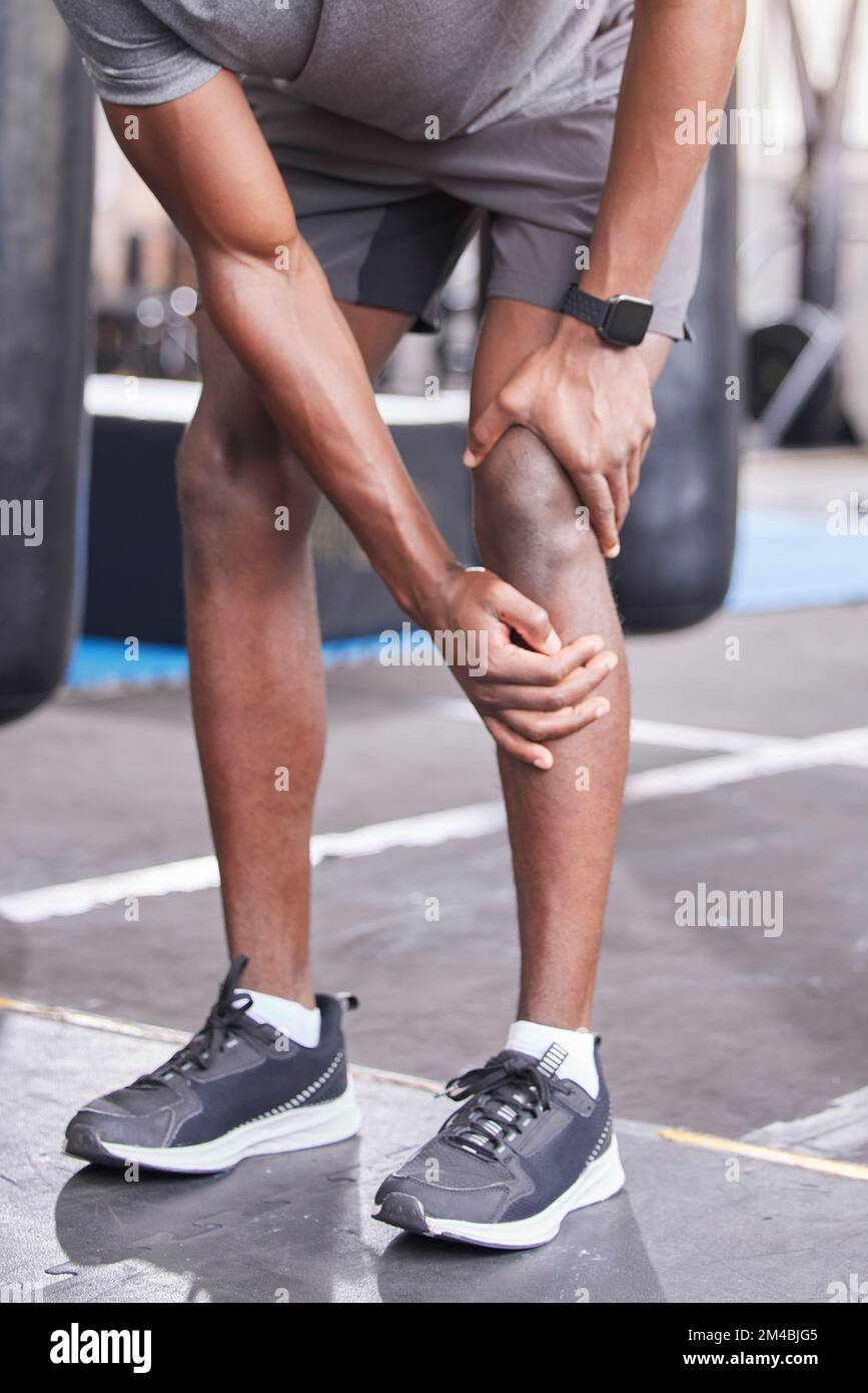 Fitness, injury and knee pain of black man at gym with inflammation ...